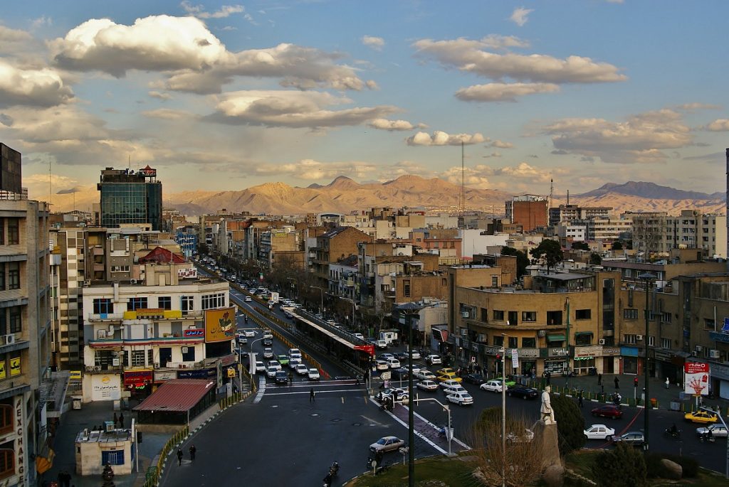 Old Tehran Downtown Sightseeing Living In Tehran Lit