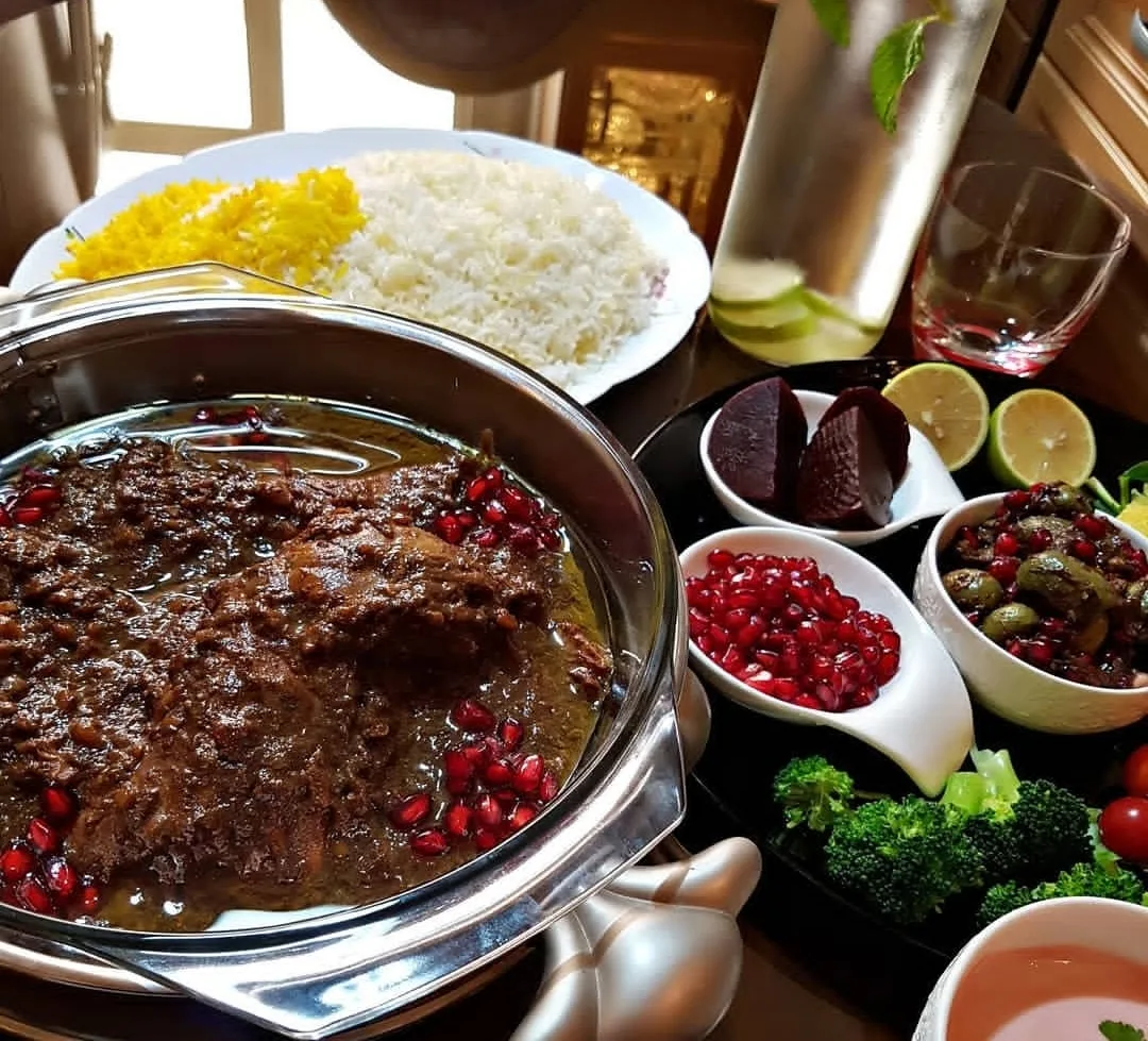 The Delights of Fesenjoon - Living in Tehran (LiT)